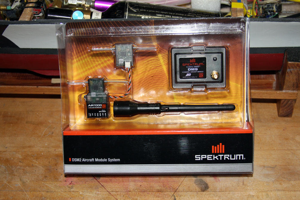 Spektrum 2.4 GHz Conversion for JR/Futaba Modular Radios | R/C Warship ...